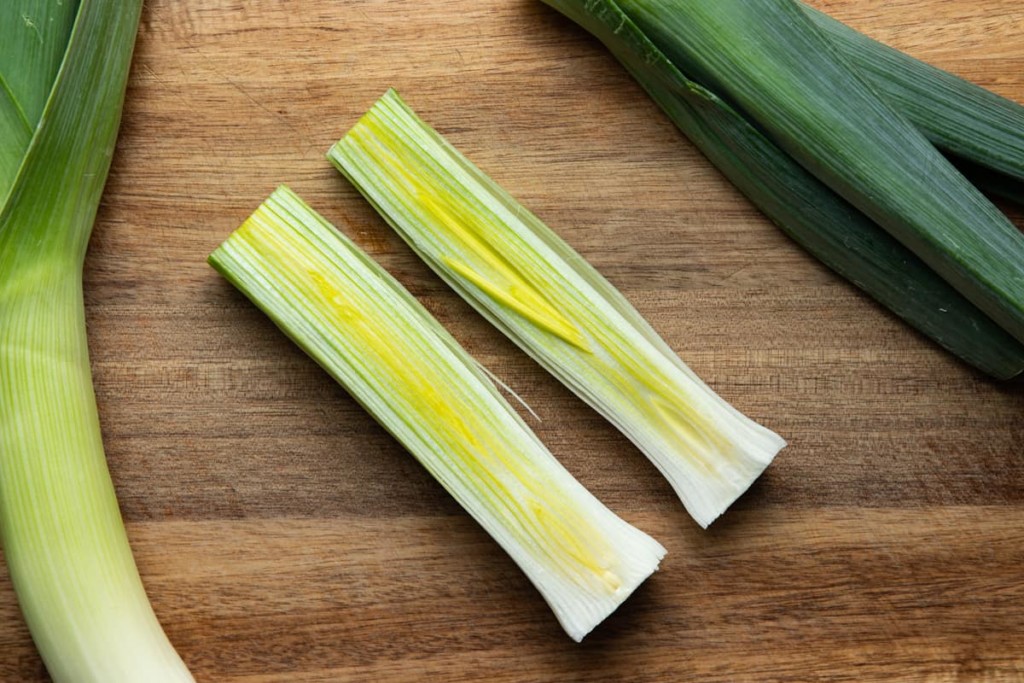 How to clean and cut leeks - Sass and Salt