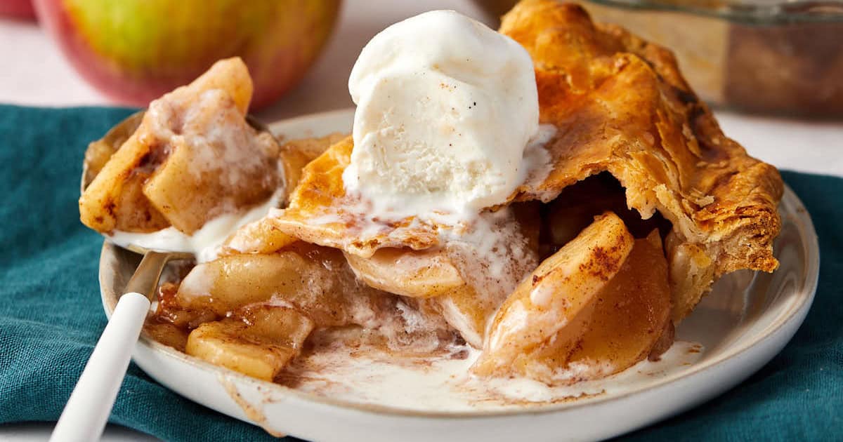 Honeycrisp Apple Pie Recipe (Best Homemade, Tested 10+ Years) - Sass ...
